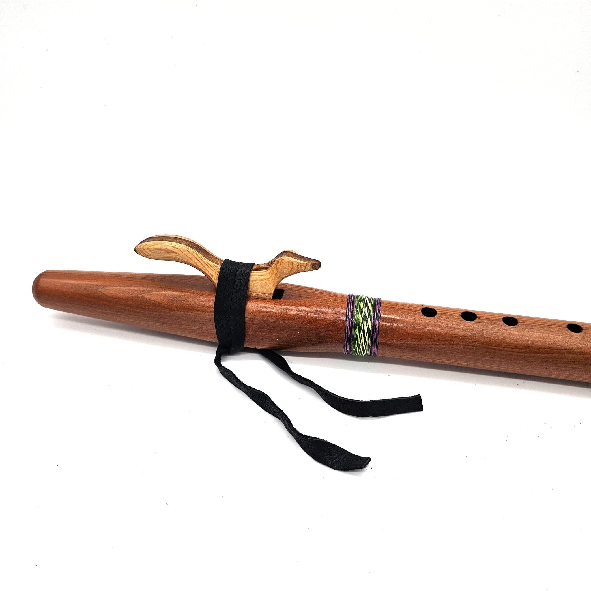 Redwood Native American style flute in the key of A by Stellar Flutes